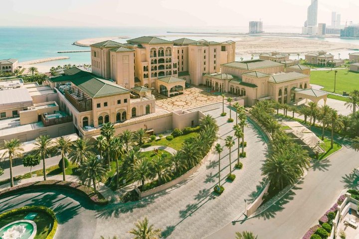 Royal Saray Resort Managed by Accor si Formula 1 Grand Prix Ticket ...